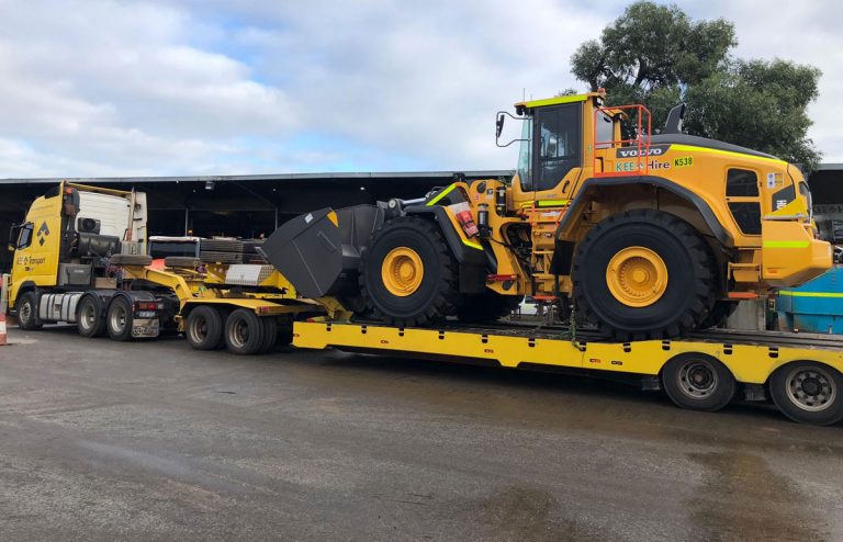 Loading Wheel Loaders: Tips For Safety and Efficiency