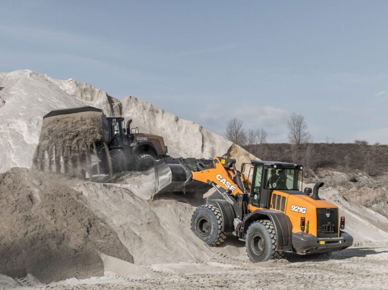 CASE 921G Wheel loader Hire Perth | KEE Hire